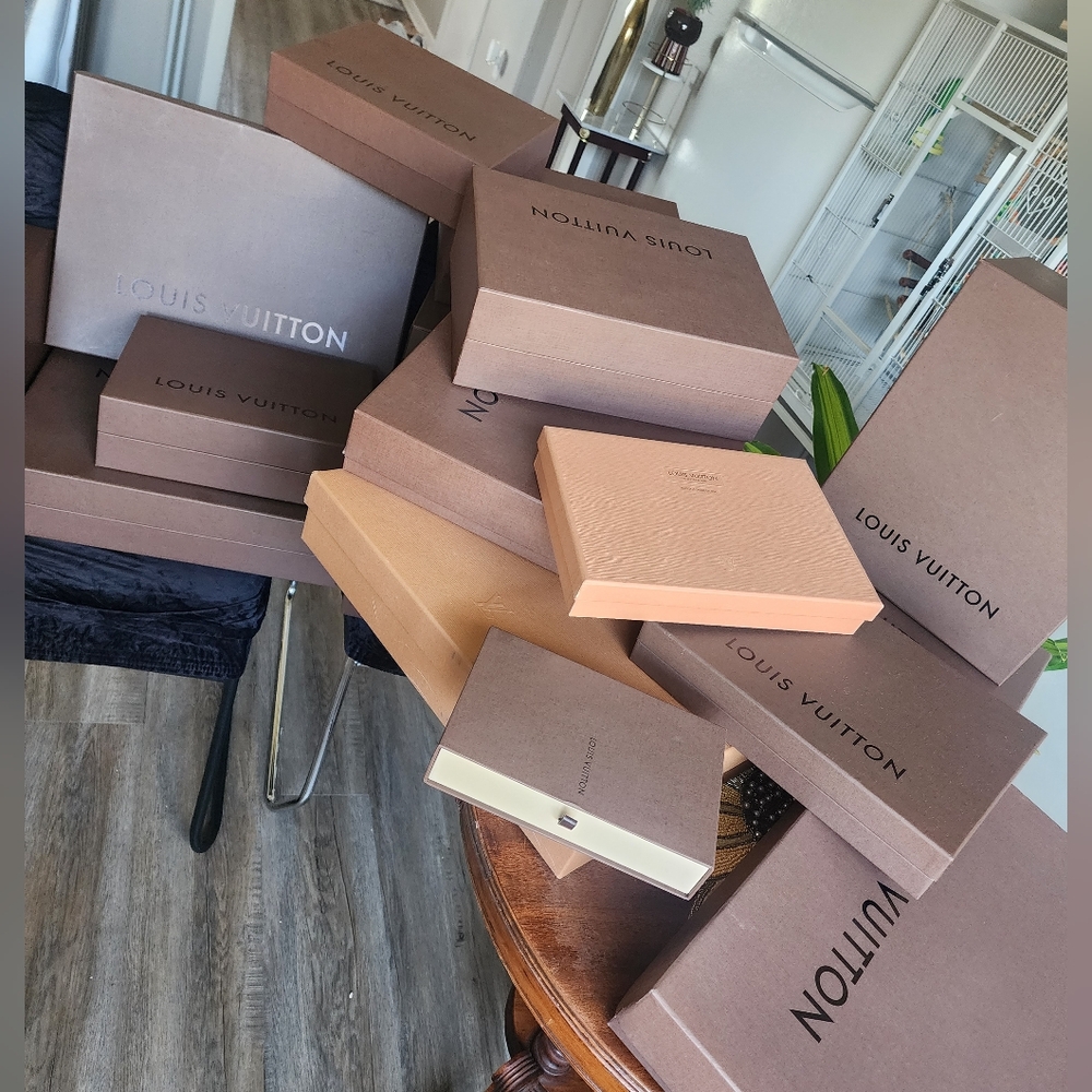 100% Authentic Louis Vuitton Boxes - Gem
